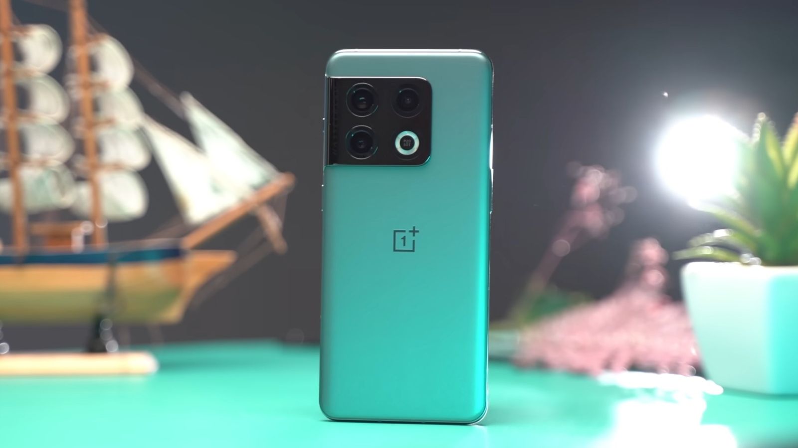 Surprise! OnePlus 10 Pro Gets OxygenOS 16, Beating OnePlus’ Own Update ...